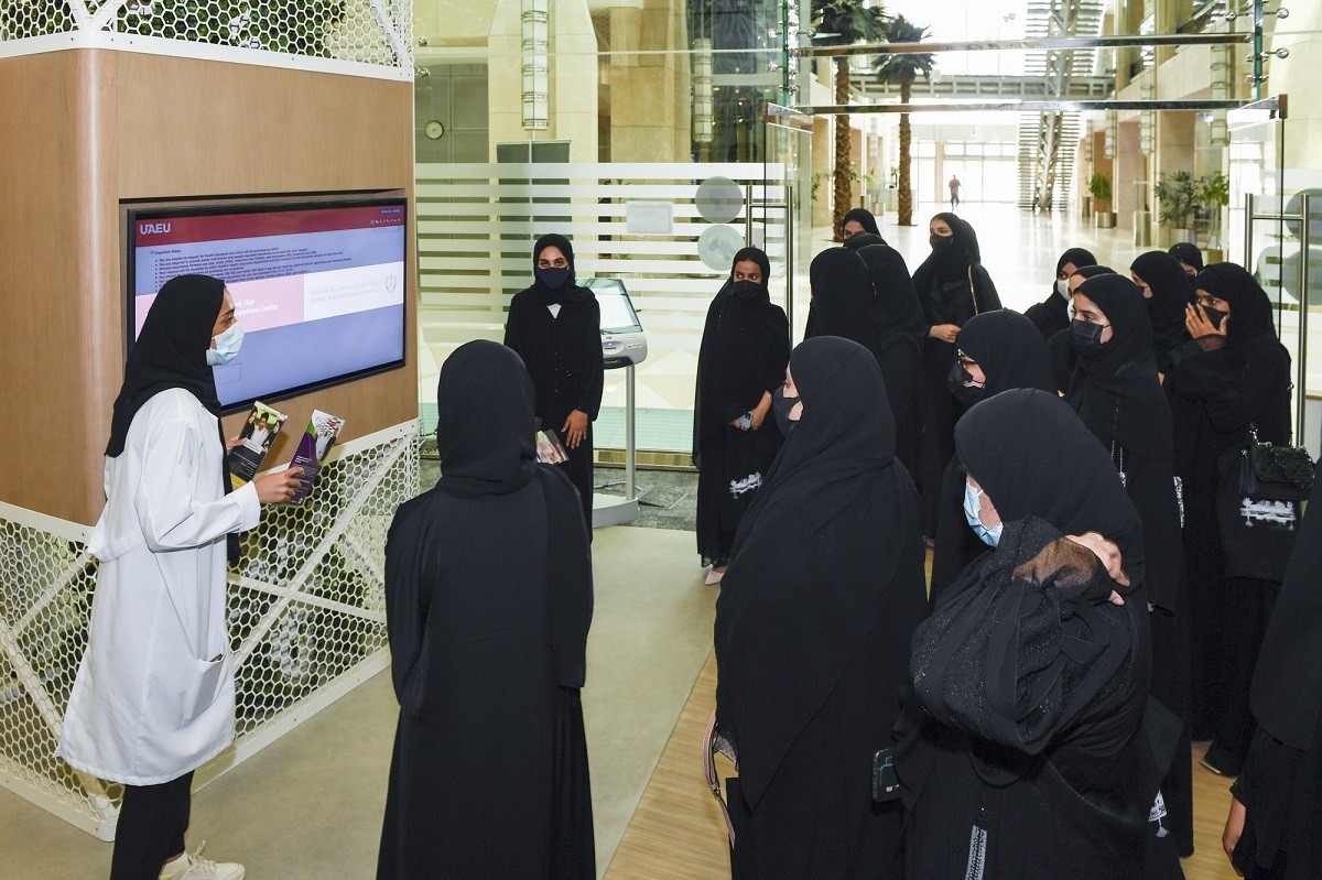 UAEU organizes high school students’ visits to the campus titled ’Come ...